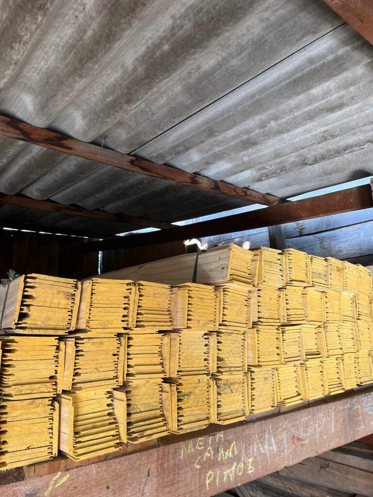 Forro de Pinus – Madeireira- Cara de Pau